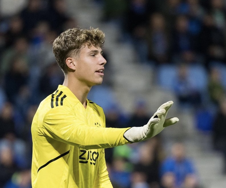 Tom de Graaff - Essel Sports Management