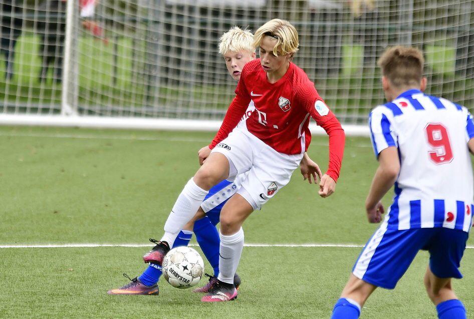 Frederick Reuter - Essel Sports Management